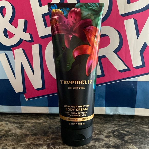 Bath & Body Works | Bath & Body | Bath Body Works Tropidelic | Poshmark